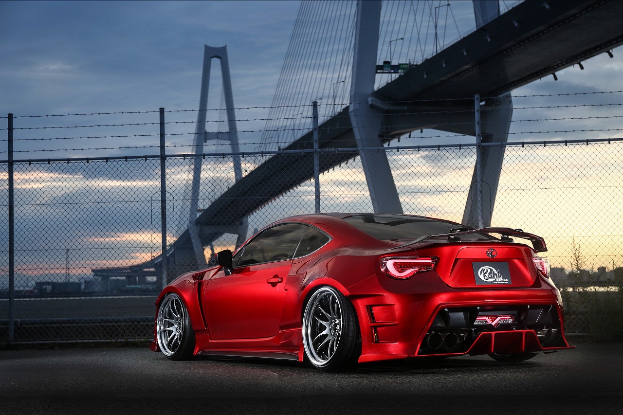 KUHL エアロパーツ | 86/BRZ WIDE BODY AERO KIT ＜01R-GTW＞ 86/BRZ（前期/後期）ワイドボディキット