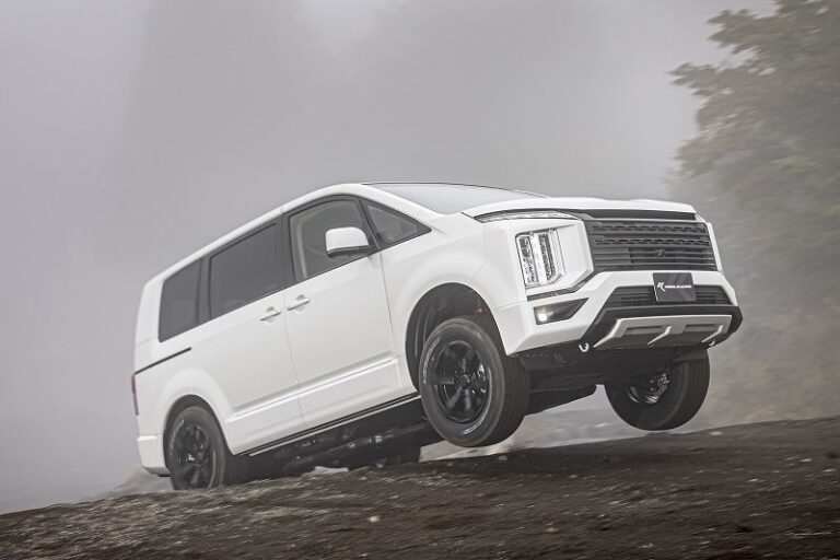 KUHLRACINGデリカD5用エアロパーツ＆デモカー完成！デリカD5お得なフルカスタム新車コンプリートカーも販売中！ ｜ KUHL(クール)