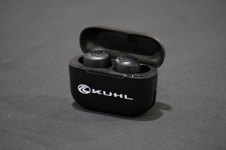 ワイヤレスイヤホン（コラボ）を数量限定で販売致します！！！！ KUHL 906 アパレル グッズ RACING PREMIUM イヤホン ｜ KUHL(クール)