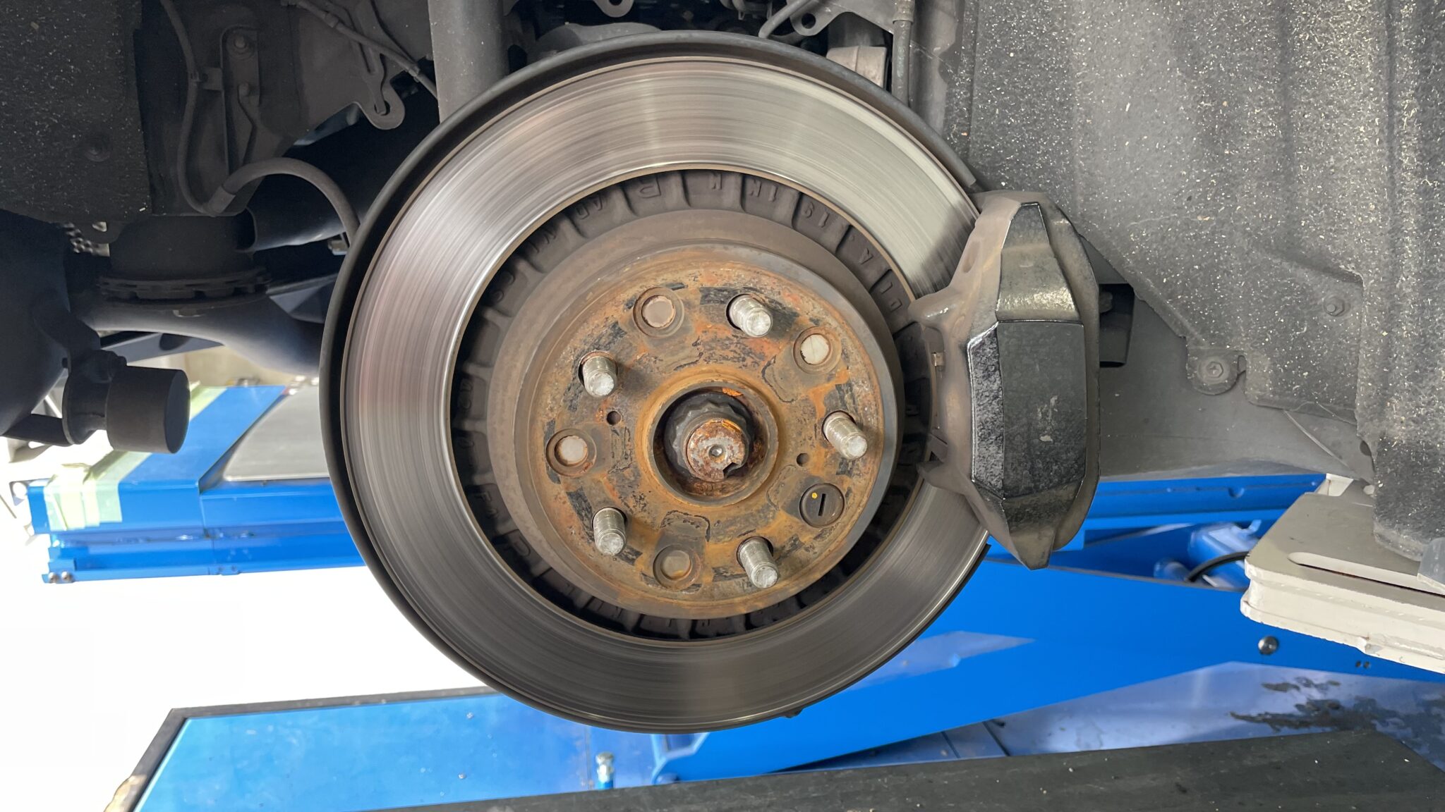 KUHL福岡 ディクセル 低ダスト ブレーキローター ブレーキパッド 交換 ｜ KUHL(クール)