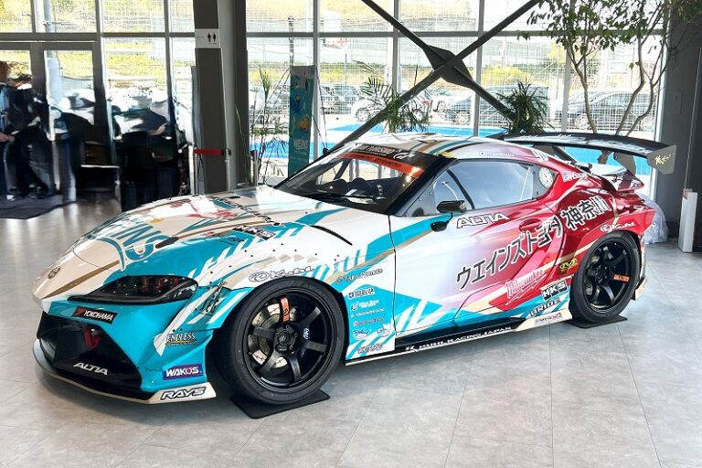 【KUHLエアロパーツ開発速報！】GRスープラSUPRA「D1」で勝つためのエアロパーツ開発続報！「俺だ！レーシングGRスープラ」D1GP参戦発表！ ｜ KUHL(クール)