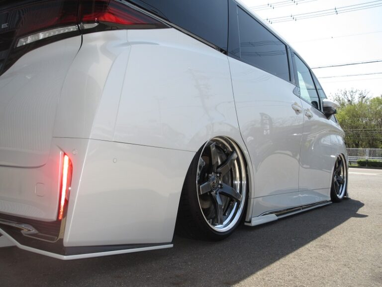 【ホイール】KUHLオリジナル「VERZ-KCV03」装着事例 ｜ KUHL(クール)