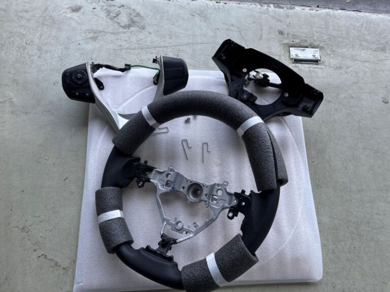 80ノア REALステアリングへ交換！ ｜ KUHL(クール)