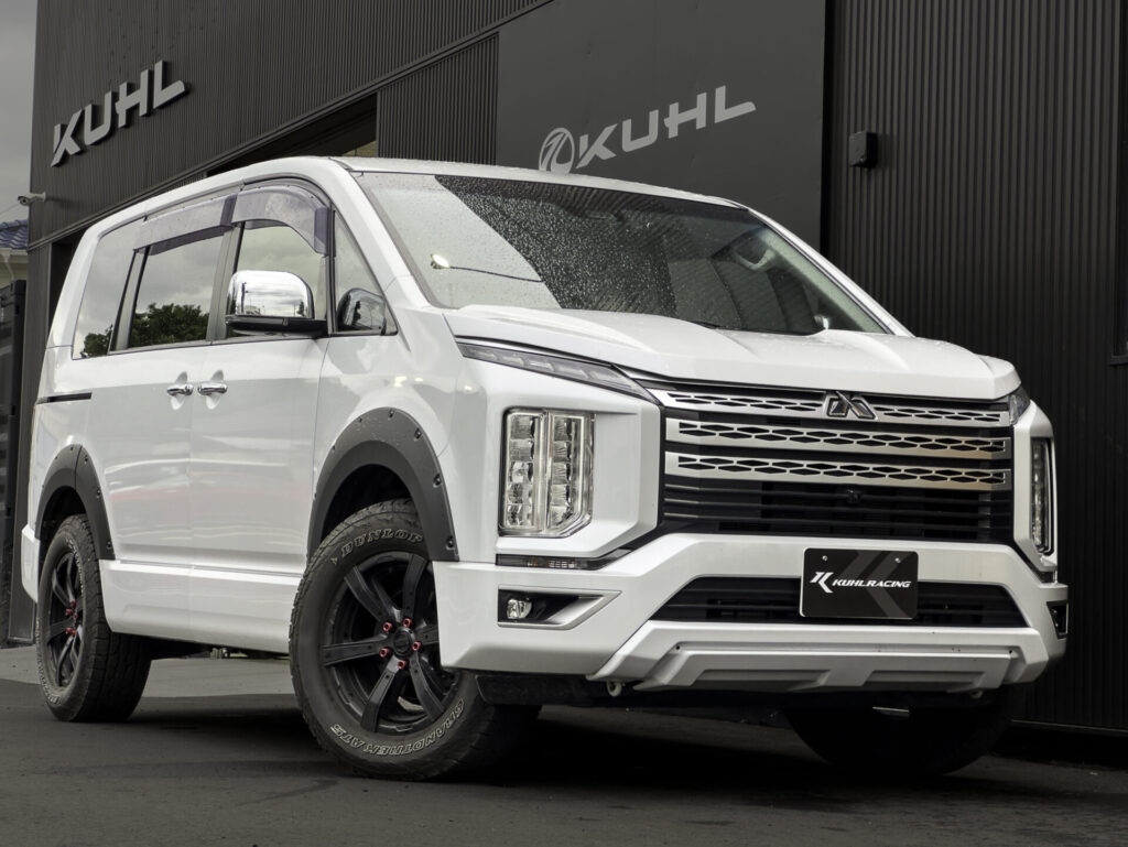 デリカD5 KUHLオリジナルホイール 特選車！！ ｜ KUHL(クール)