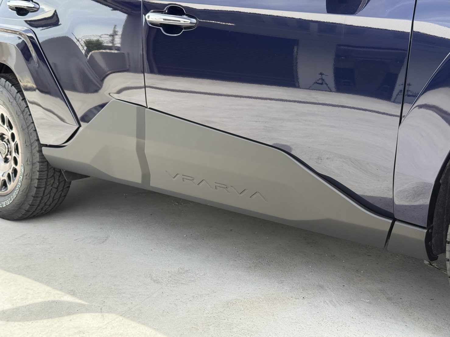 ⚡️【KUHL東京店即納車】常識を破壊する究極のカスタムSUV降臨！VRARVA MARS SECONDの攻撃的な美学に迫る！ ｜ KUHL(クール)